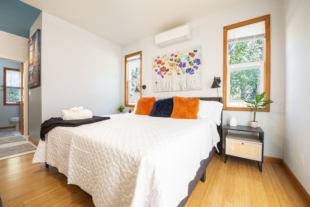 New Private Getaway King Bed, Expansive Deck,near Yosemit,ski, Dodge Ridge,bear - Sonora, CA