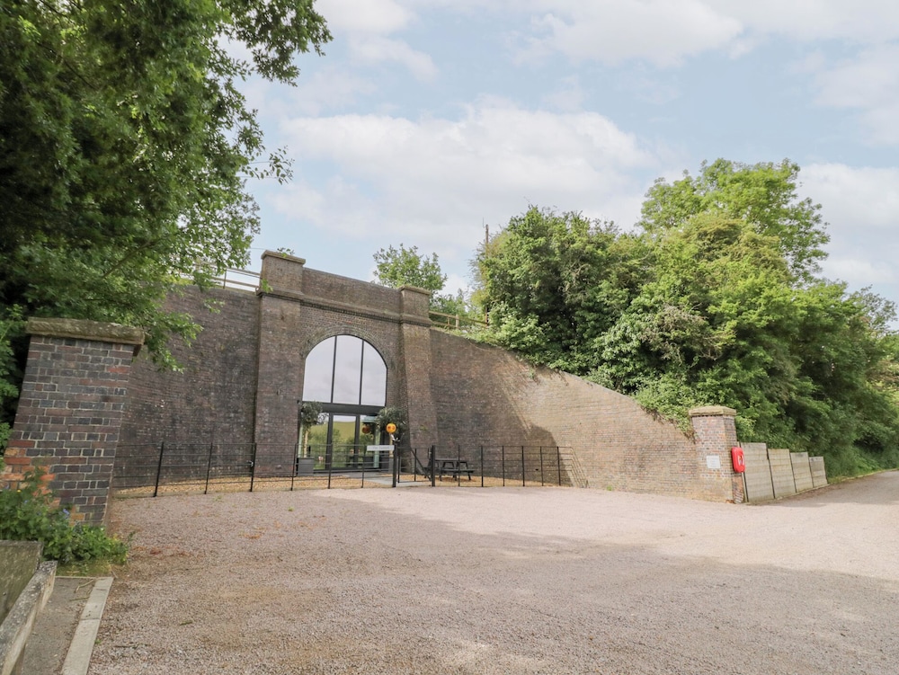 The Tunnel At Bridge Lake Farm And Fishery - Buckinghamshire