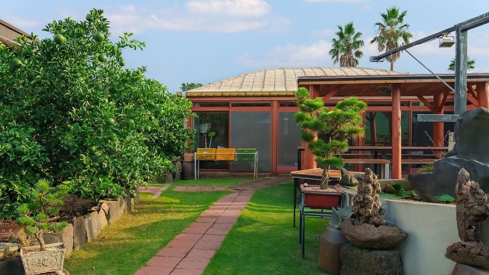 Jeju Jeonwonsaenghwal Diorem Pension - Ciudad de Jeju