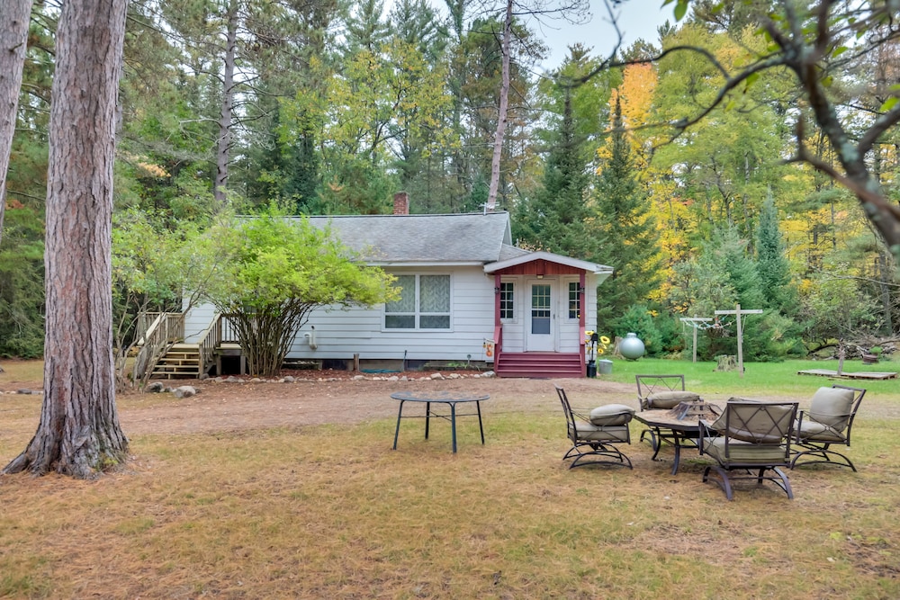 Peaceful Saint Germain Home W/ Fire Pit! - Minocqua, wI