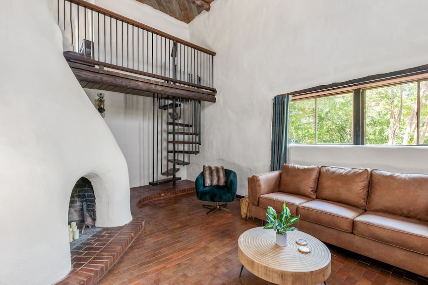 The Adobe Bcs - 1.0 Mile To Campus - Sleeps 10 - Bryan, TX