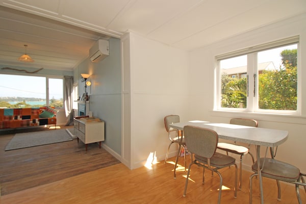 Waiheke Holiday Home - Waiheke Island