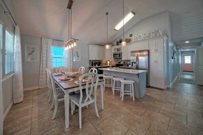 Casa (3 Bedrooms) | Interior