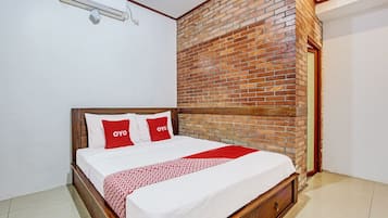 Quarto casal luxo | Espaço de trabalho para notebook, Wi-Fi de cortesia, roupa de cama