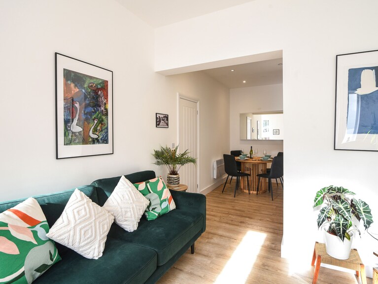 Seaward, Pet Friendly, Character Holiday Cottage In Lyme Regis - Lyme Regis