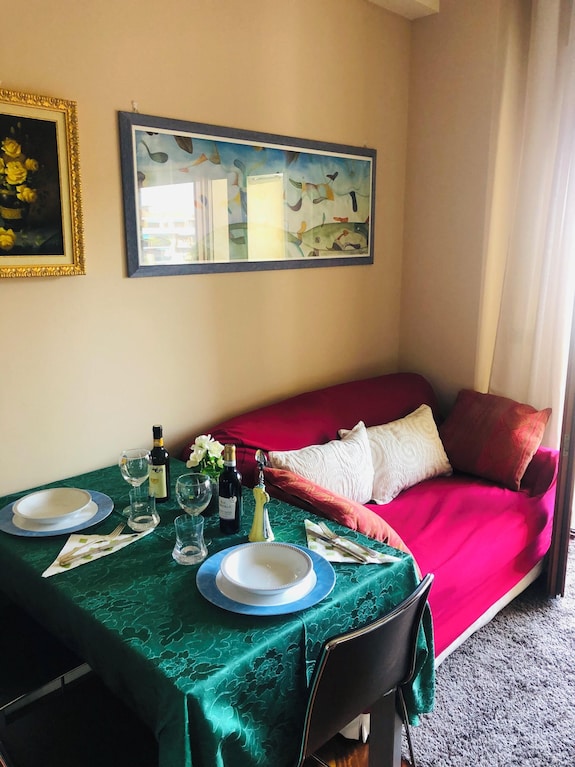 Homerez - Elegant Apartment In Monza With Garden View - 蒙察