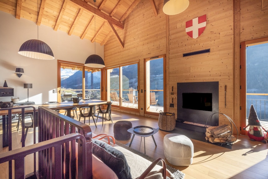 Chalet 'Les Galetas Du Mont Blanc' Avec Terrasse Privée, Balcon Et Wi-fi - Areches Beaufort