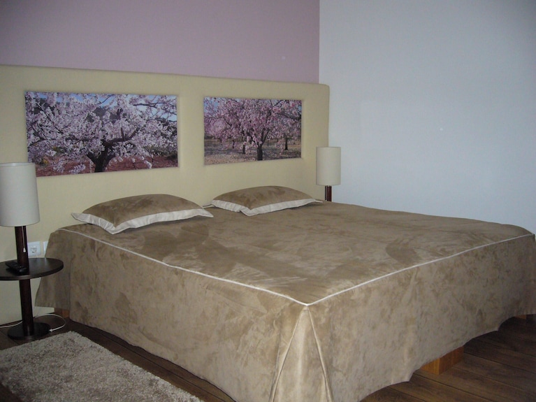 Homerez - Propiedad En Bragança, Vista Lago Y Montaña - Braganza