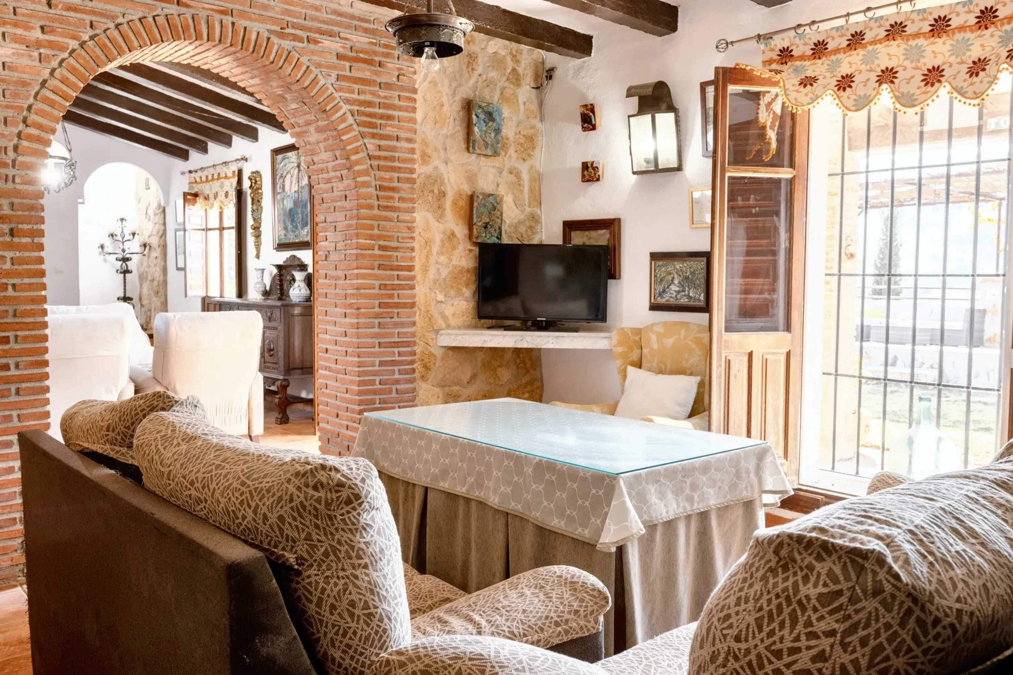 Homerez - Villa In áLora With Pool - Álora