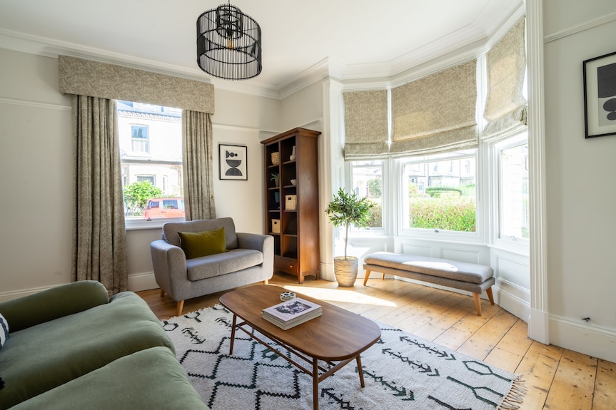21 Scarcroft Road - A Family Break That Sleeps 6 Guests In 3 Bedrooms - York