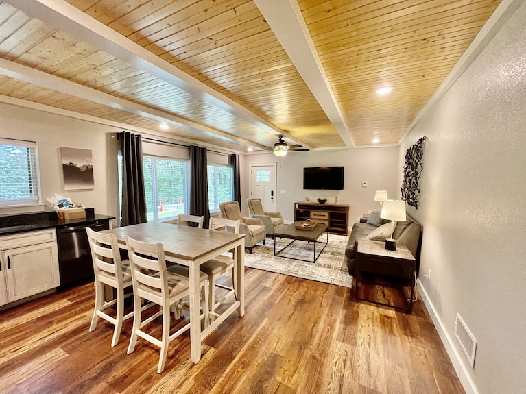 Mountainside Luxury Unit 3location! Location! - Mena, AR