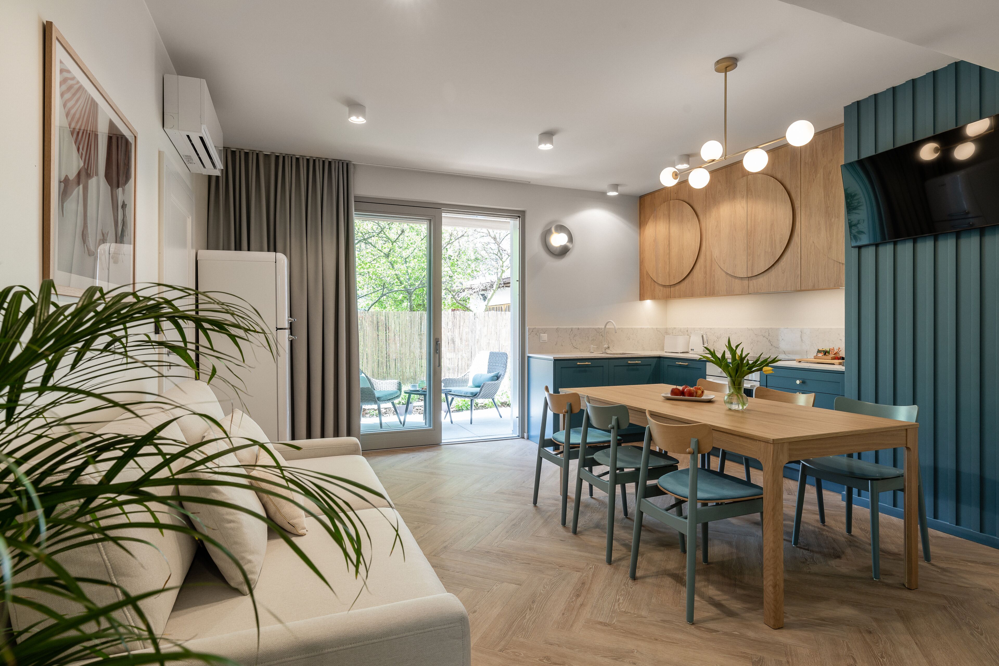 Apartamento superior (Baltic Wave 2) | Cozinha privada | Geladeira, cooktop, lava-louças, máquina de café expresso