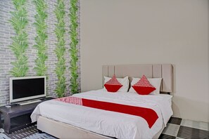 Quarto Duplo Deluxe | Secretária, roupa de cama fornecida 