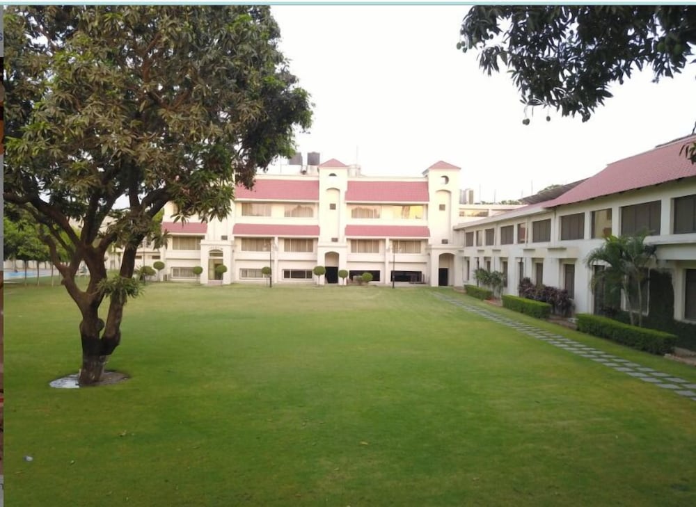 Hotel Sonia - Rudrapur