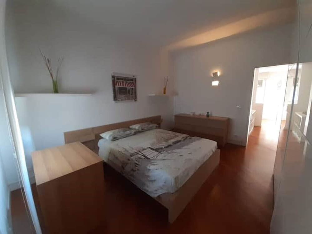 App. "Prampolini Area 213" - Módena
