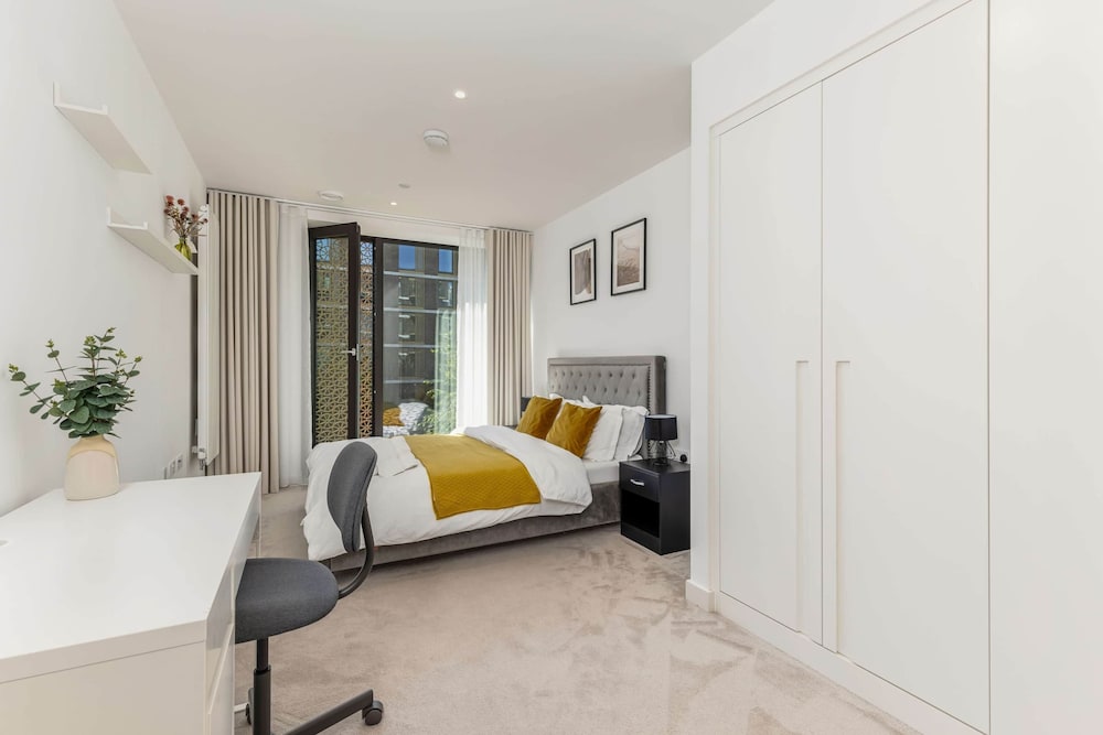 The Grand Cabo - Two Bed Apt - London | Vrbo