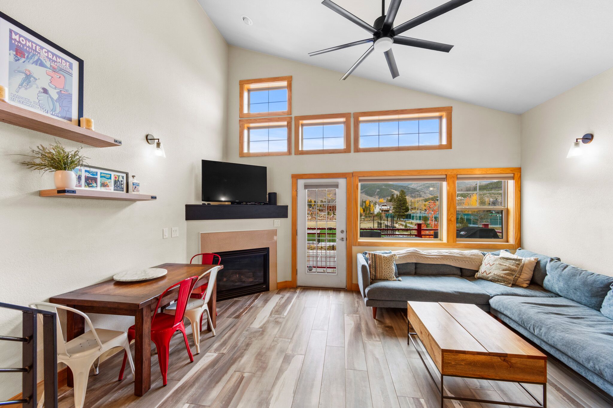 Luxury Condo W/ 2 Private Balconies, Stunning Mountain Views & Natural Light! - Dillon, CO