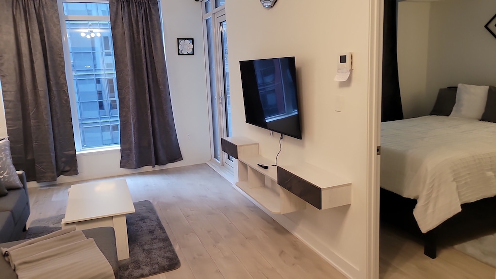 Executive Rental Walk To Cn Tower Aquarium Food Entertainment Next The Well - 미시소거