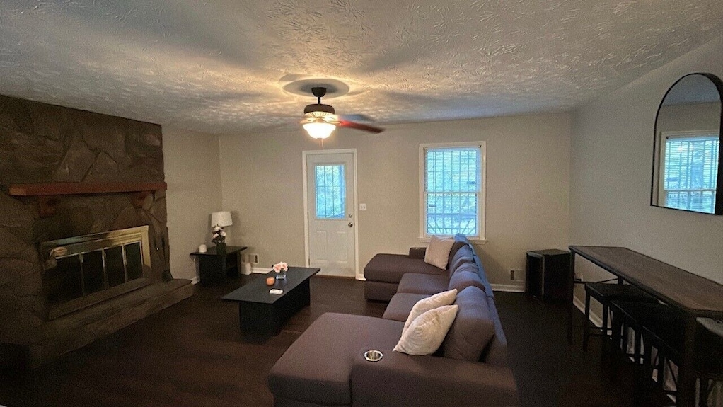 Immaculate Ranch-style Home W/creek Access - Stockbridge, GA