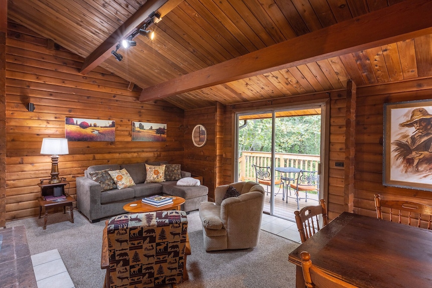 3-bedroom, 2 Bath Cabin In Mount Hood Village - Oregon