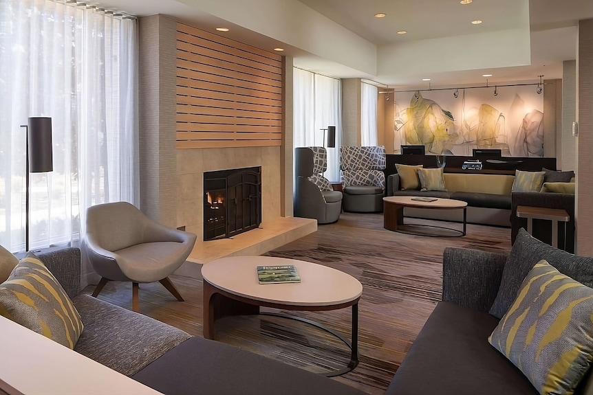 Stay In Style While Exploring The San Francisco Bay Area W/ Breakfast Buffet! - Pleasant Hill, CA