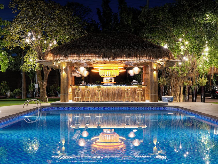 Bar à beira da piscina