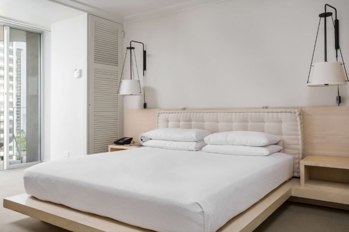 Your Oceanfront Retreat! Outdoor Swimming Pool! - Honolulu