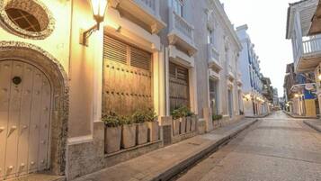 Apartamento, 3 quartos | Fachada