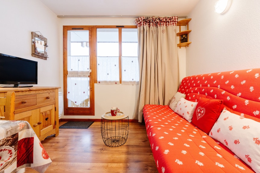 Appartement "L'edelweiss" Avec Vue Sur La Montagne Et Balcon - Modane