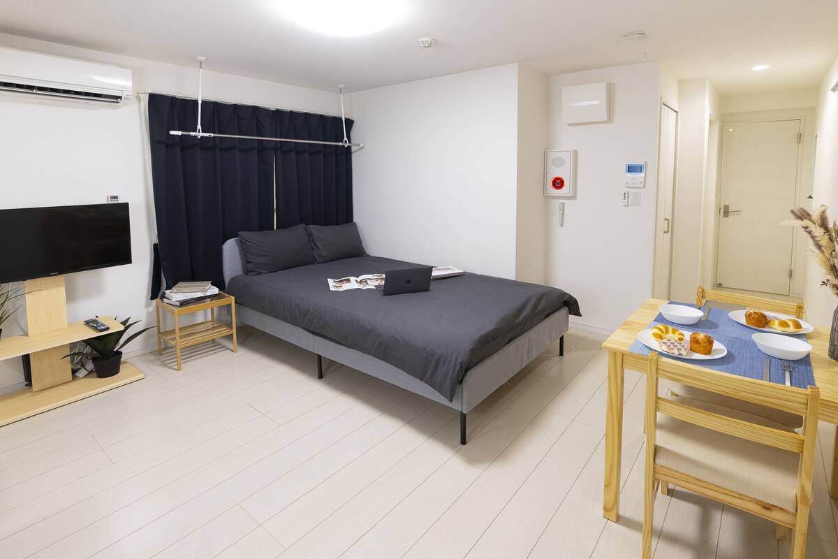 Quarto, não fumadores (RT202) | 1 quarto, secretária, cortinas/cortinados opacos, quartos insonorizados