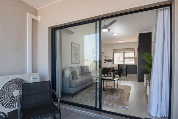 Apartamento Clássico | Varanda