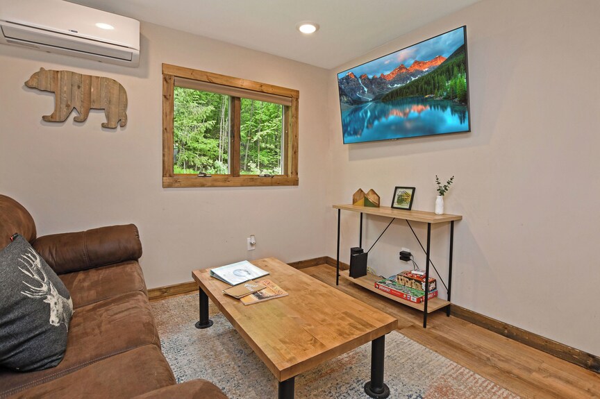 Close To Town - With Deck & Fire Pit - Pet Friendly - 喬治湖(鎮)