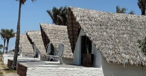 Com decoração personalizada, Wi-fi grátis, roupa de cama fornecida