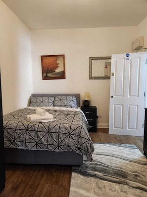 1 quarto, ferros/tábuas de passar roupa, Wi-Fi de cortesia