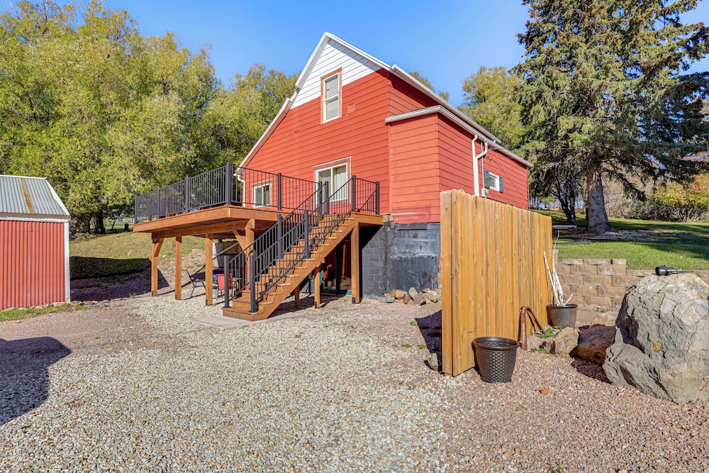 Lead Hideaway W/ Fireplace, Grill & Deck! - Deadwood, SD