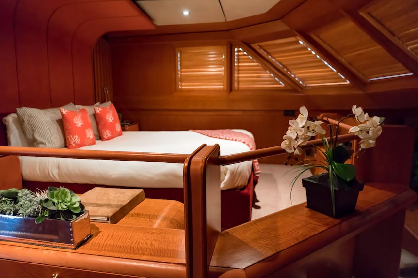 Luxury Yacht - Baja California Sur