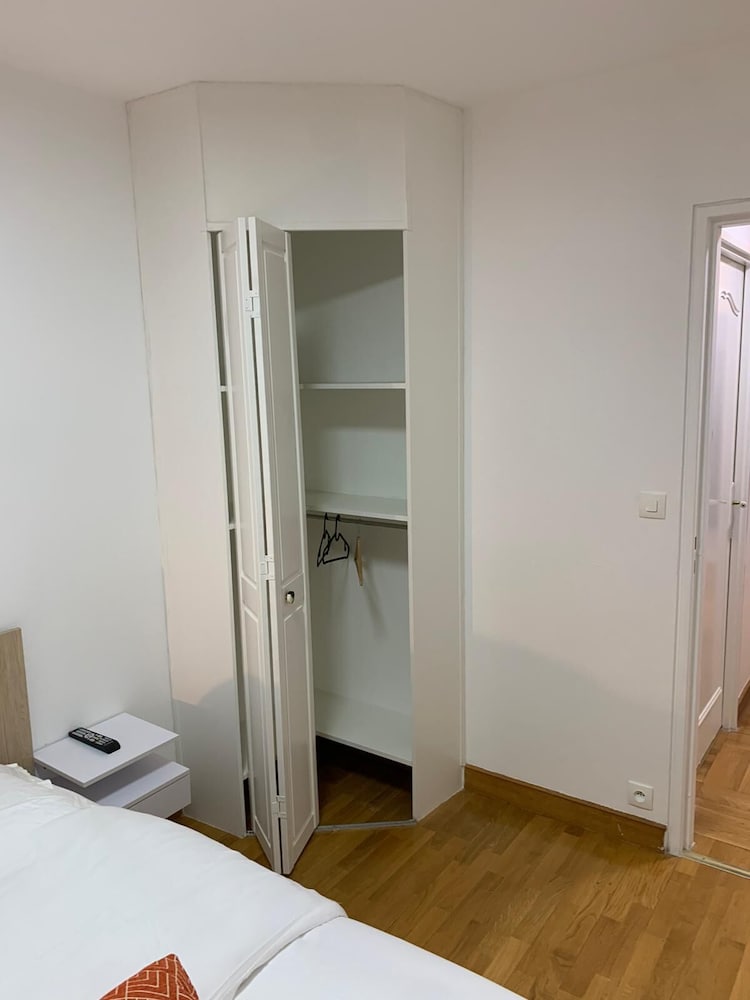 Appartement Face Au Tram T1| Metro Pablo Picasso | Résidence Calme Et Sécurisée - Bobigny