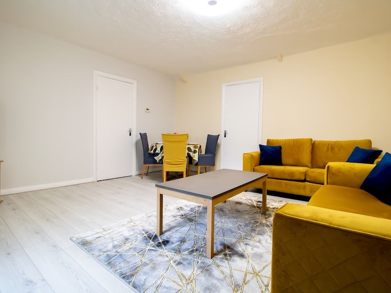 Spacious Well Equipped Flat - Pass The Keys - Newcastle upon Tyne