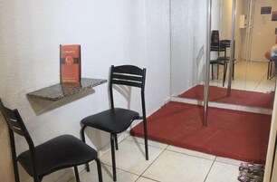 Quarto standard, vários quartos | Área de estar