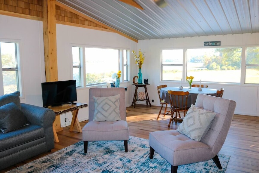 Beautiful Waterfront Property - Maine