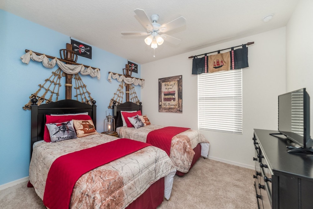 4711 Terrasonesta Drive - Davenport, FL