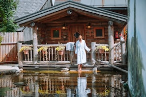 Sauna, banheira de hidromassagem, banho turco, 1 sala de tratamento