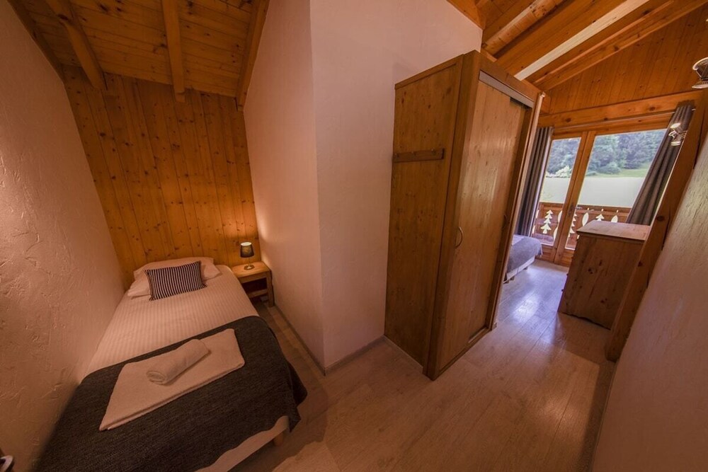 Prodains gondola at 500m offering direct access to the heart of Avoriaz ...