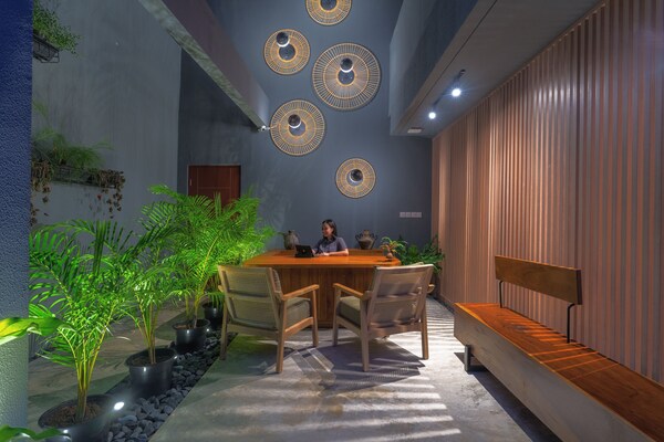 Ayom Suite - Mataram