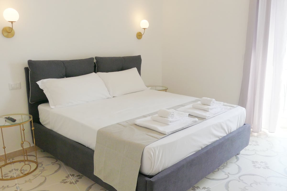 Suite Júnior, varanda, vista para o mar | 1 quarto, lençóis italianos Frette, roupa de alta qualidade