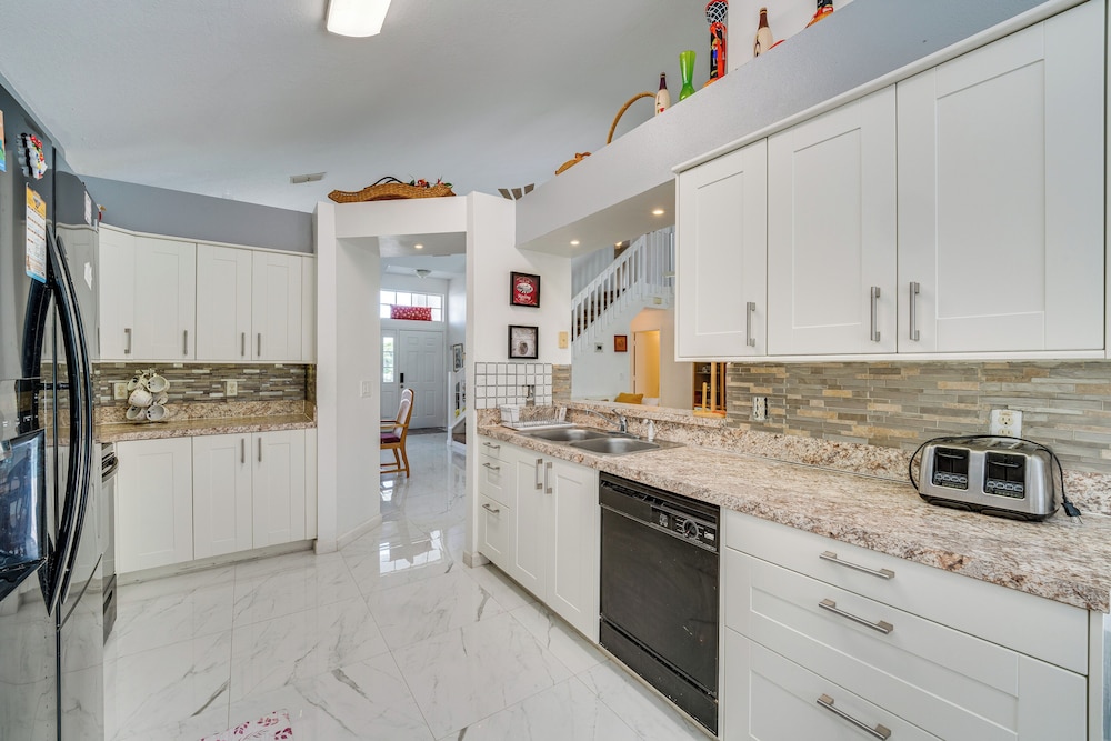 Kissimmee Vacation Rental W/ Pool ~ 6 Mi To Disney - Kissimmee, FL