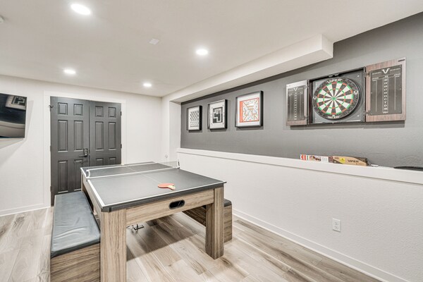 Luxury 'Prairie Retreat': 5 Min From Madison! - Cottage Grove, WI