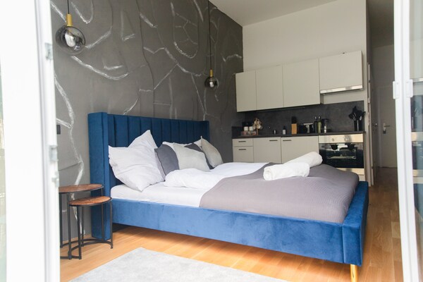 Danube Apartments - Vienna