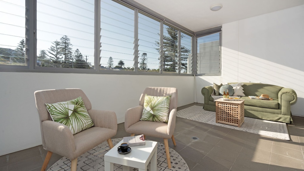 Blue Horizon On Manning - Wollongong