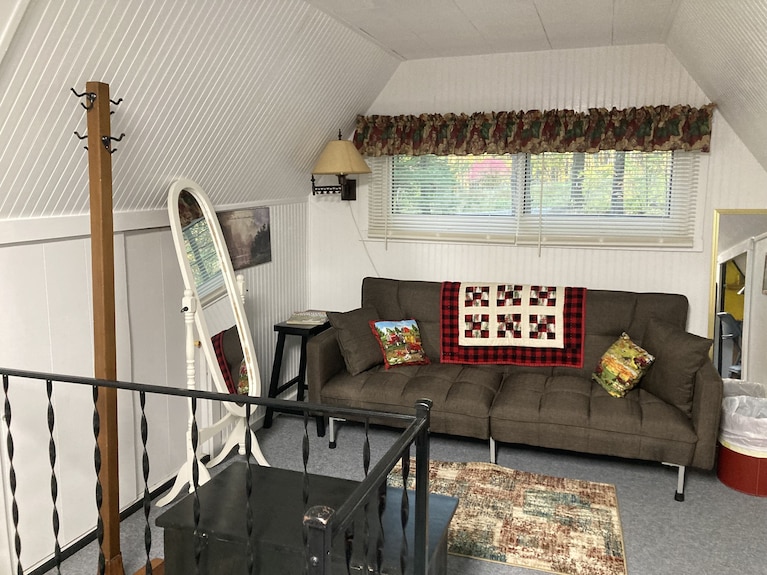 Charming Cottage In The Woods, 5 Min To Ebt Railroad Or Relax & Bird Watch - Pennsylvania